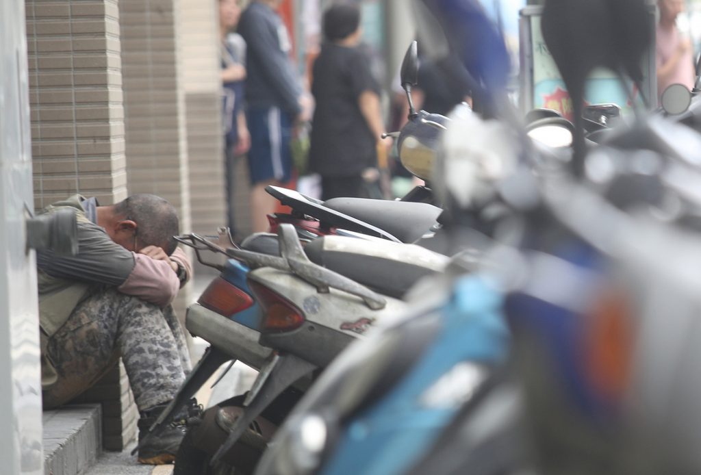 5月初次核付失業給付1.3萬件 10年新高 – 芋傳媒 TaroNews