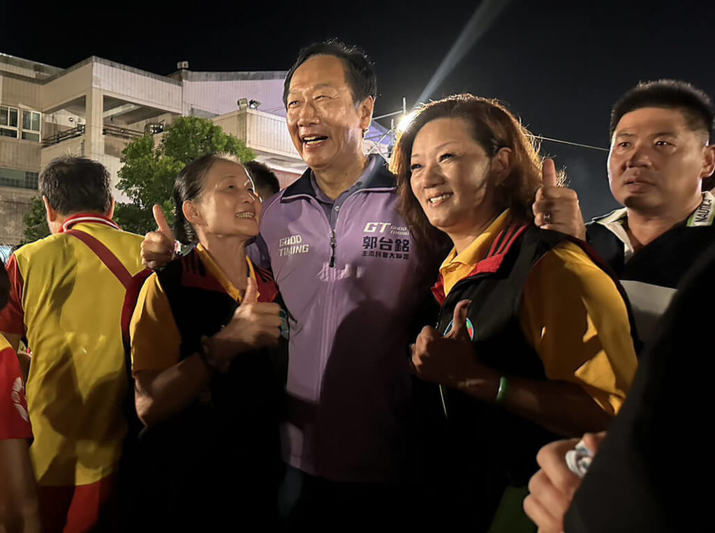 梧棲浩天宮起馬宴 郭台銘侯友宜先後出席未同台 – 芋傳媒 TaroNews