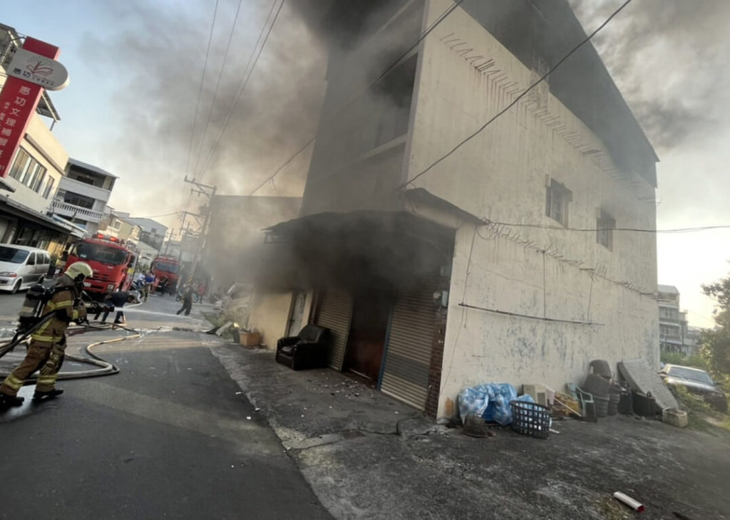 台南玉井2層樓透天厝起火 行動不便6旬男成焦屍 – 芋傳媒 TaroNews