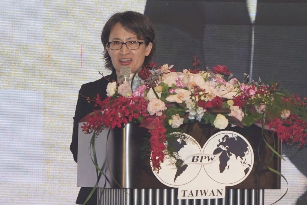 蕭美琴：從政20年 見證女立委增長至超過4成 – 芋傳媒 TaroNews