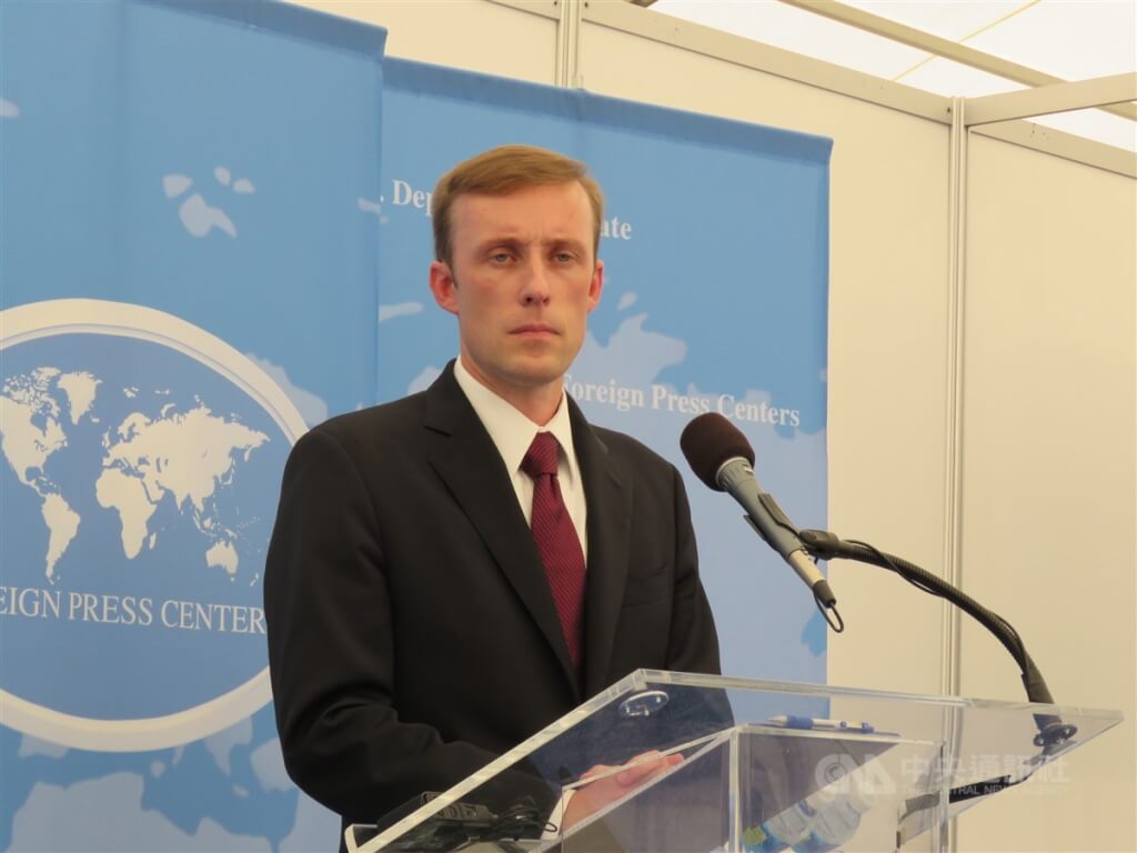 白宮國安顧問評川普欲撤換FBI局長 指應維持獨立性 – 芋傳媒 TaroNews