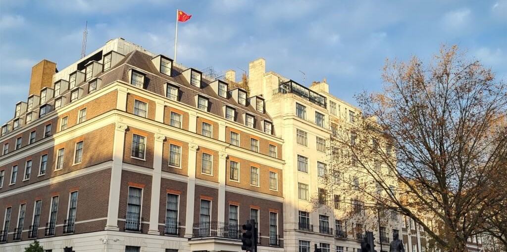 英國3男遭控為港府情蒐 外交部召見中國駐英大使 – 芋傳媒 TaroNews