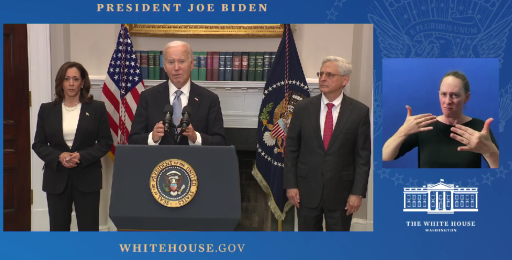 川普躲過槍擊 拜登：提供一切資源保護他安全 – 芋傳媒 TaroNews