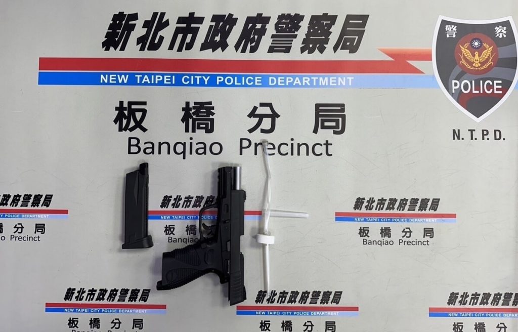 板橋警攔查 通緝犯拒檢撞4警機車遭逮送辦 – 芋傳媒 TaroNews