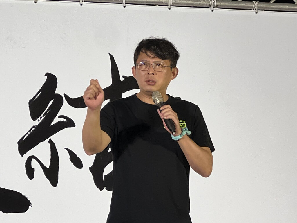 吳思瑤指違憲新三寶 黃國昌反嗆自我角色認知錯亂 – 芋傳媒 TaroNews