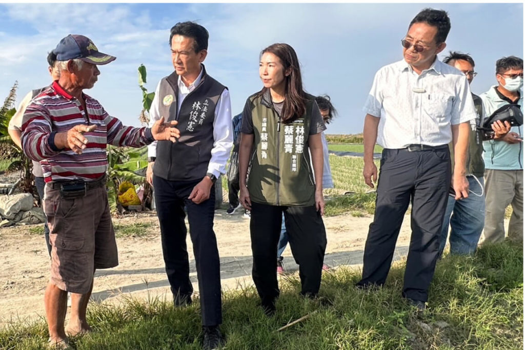 台南紅蔥頭遭風災收成差 林俊憲會勘盼儘速補助 – 芋傳媒 TaroNews