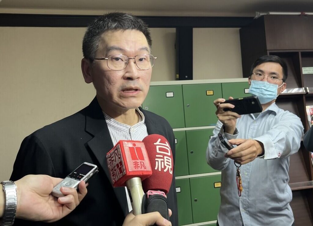 同框通緝犯林秉文 梁文傑：赴朋友約不認識他 – 芋傳媒 TaroNews