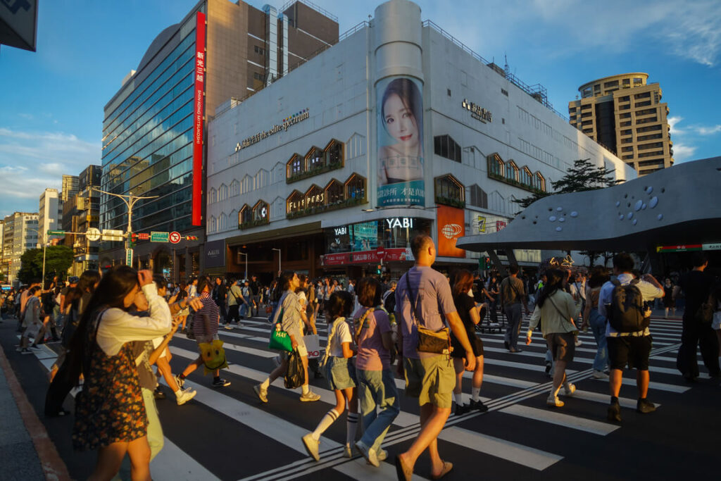 普發現金1萬元效益 貢獻GDP約0.415個百分點 – 芋傳媒 TaroNews