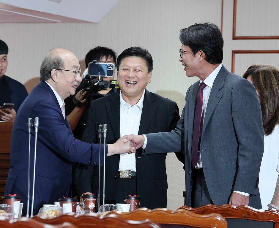 柯建銘指大罷免非他獨斷 綠：執政黨已承擔盼向前看 – 芋傳媒 TaroNews
