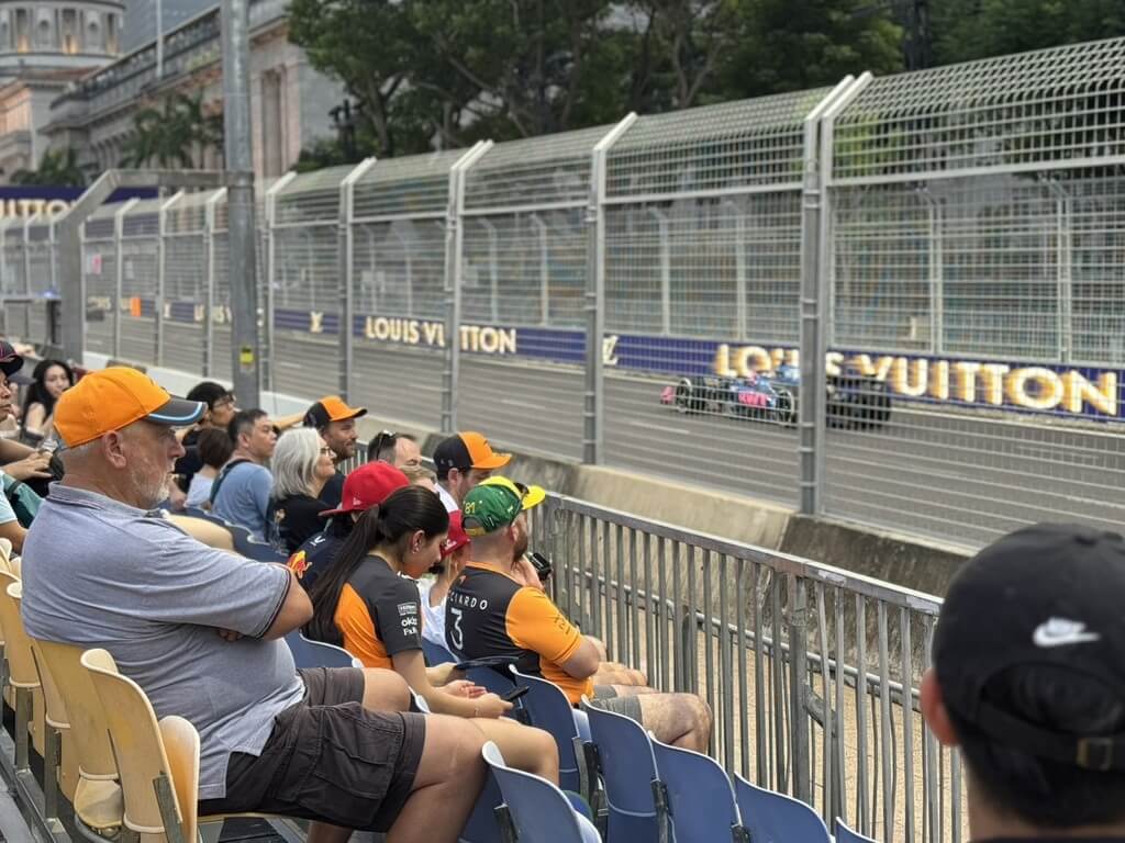 新加坡F1狂飆 不只收穫車迷歡呼還有逾30億收入 – 芋傳媒 TaroNews