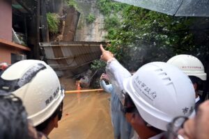 技師連夜監測奏效 新北新店擋土牆坍塌40戶全撤 – 芋傳媒 TaroNews