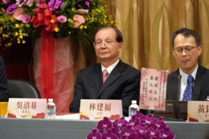 停砍公教年金 吳清基、潘文忠2前教長籲找平衡 – 芋傳媒 TaroNews